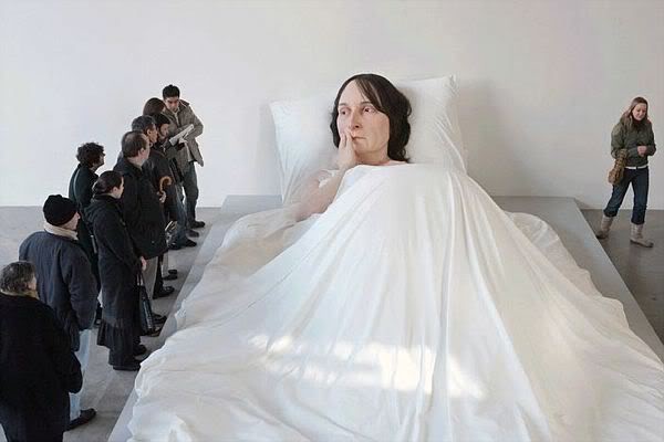 Ron Mueck - A Hyper-Realist Sculptor