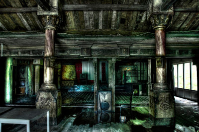 Unique Spooky Restaurant In Belgium | UNP