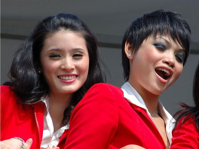 Red Hot Air Hostess | UNP